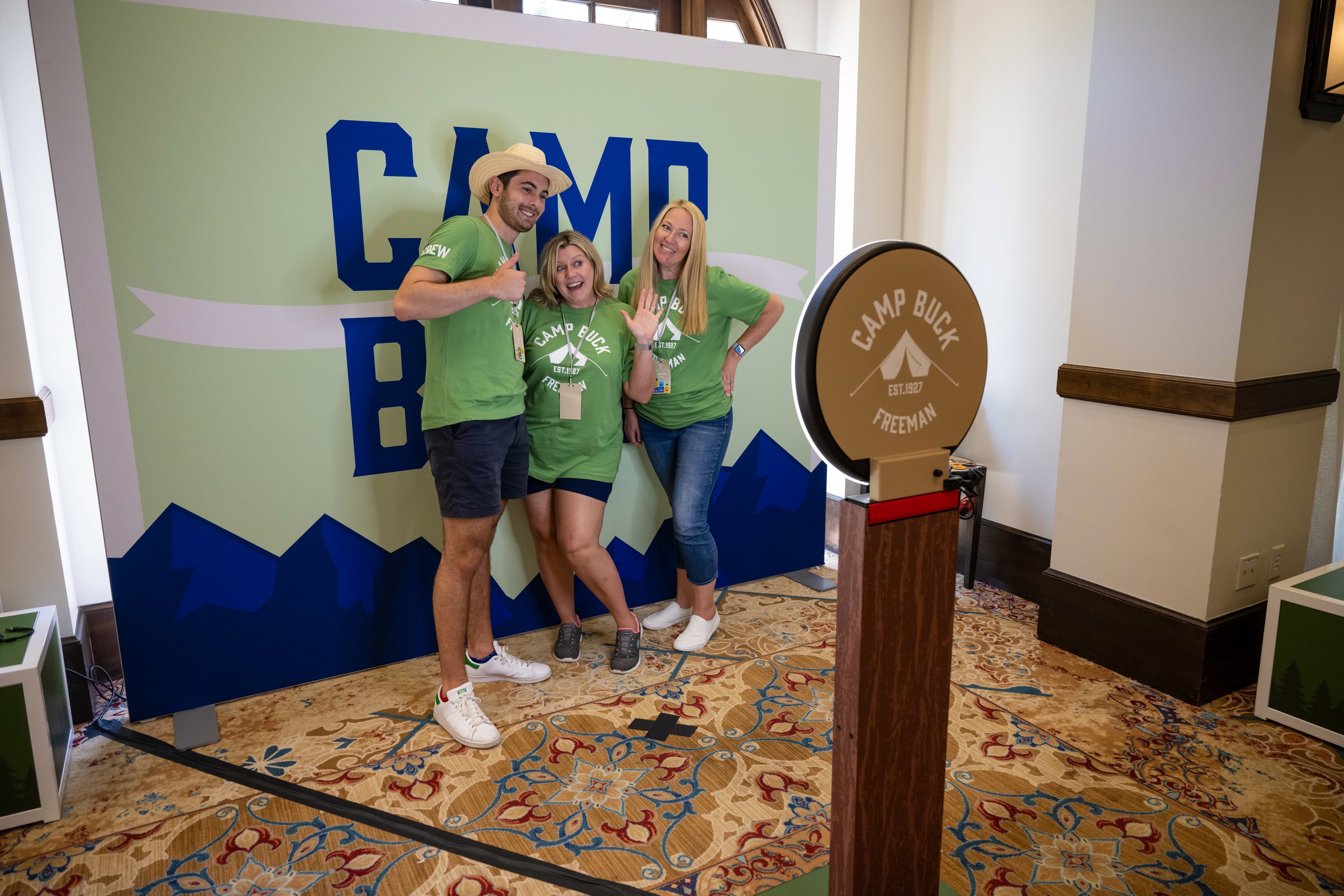 Trade Show Photo Booth Rentals | Nationwide Service